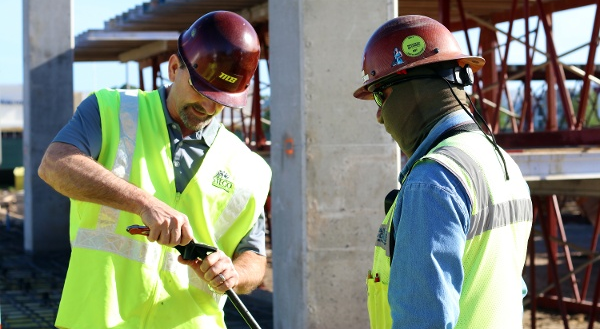 Still Wet-Screeding? 6 Money-Saving Opportunities For Slab Placement